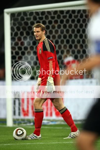 THIS IS A SUPERMASSIVE MANU POST: loewsmiserables — LiveJournal